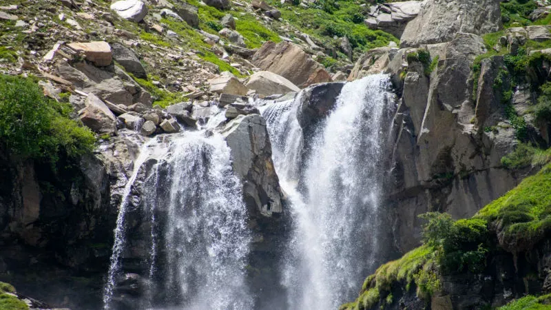 Top Places to Visit in Manali: Book Your Trip Today